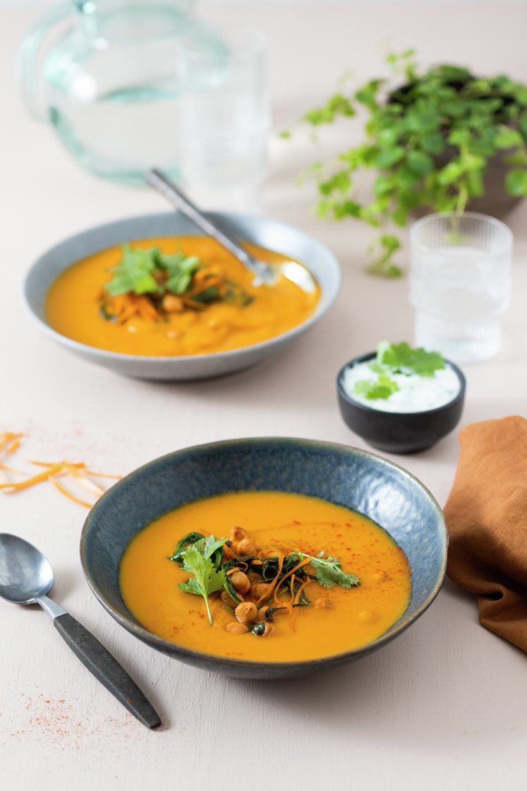 Rask indisk kyllingsuppe - Oppskrift - Godtlevert